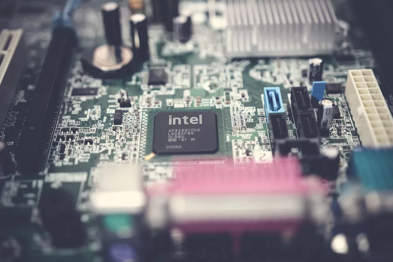 La Fundación De Intel En 1968: El Popular Microprocesador